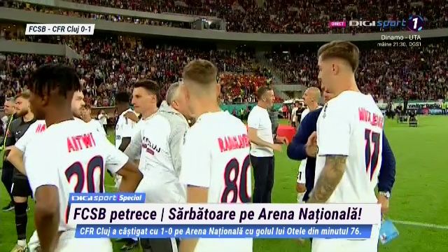 Gestul făcut de Dan Petrescu imediat după ce a învins campioana FCSB pe ... Gestul făcut de Dan Petrescu imediat după ce a învins campioana FCSB pe ...
